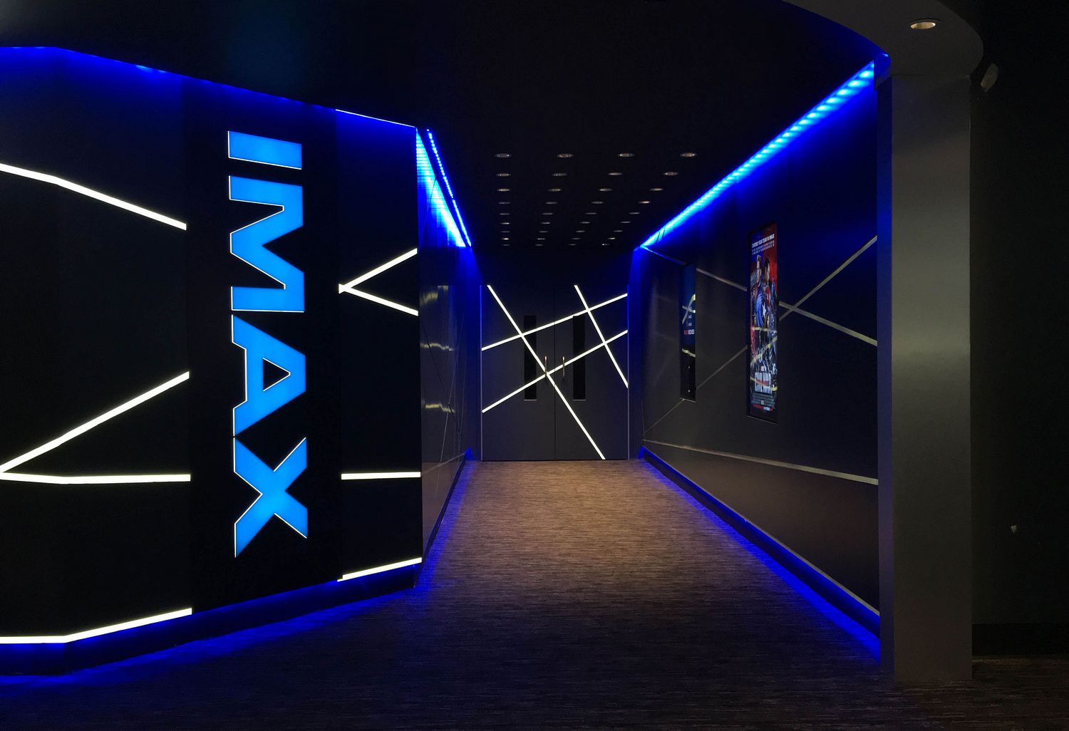 Randolph Movie Theater | Showcase Cinema de Lux Randolph - Showcase ...