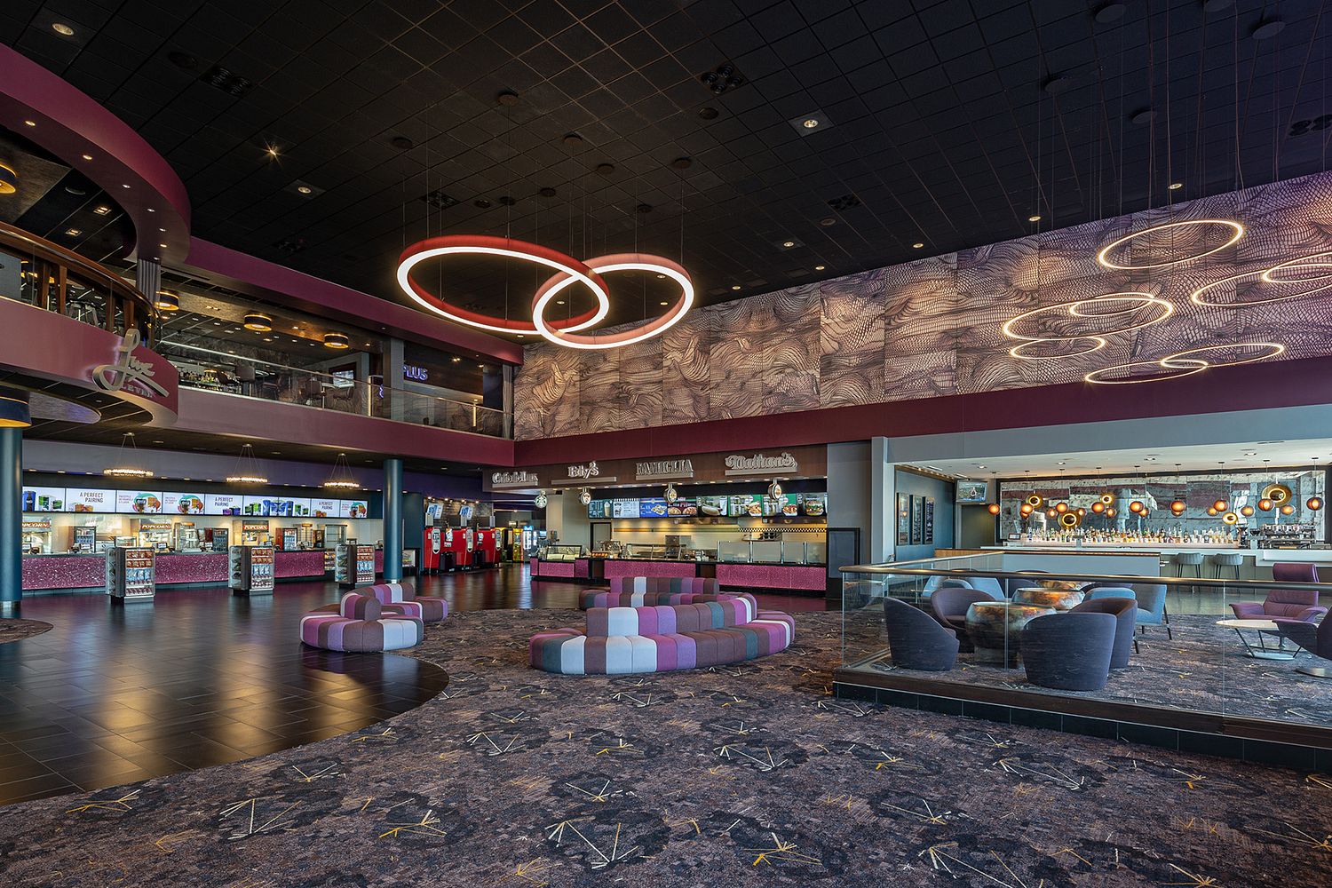 Dedham Movie Theater | Showcase Cinema de Lux Legacy Place — Showcase ...