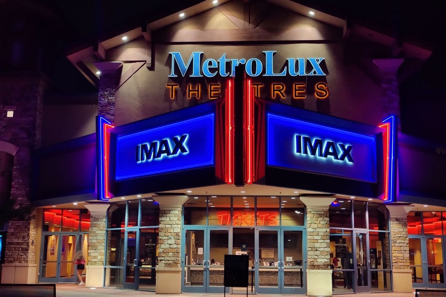 Theatres - MetroLux 12 Theatres + IMAX @ Centerra — Metropolitan